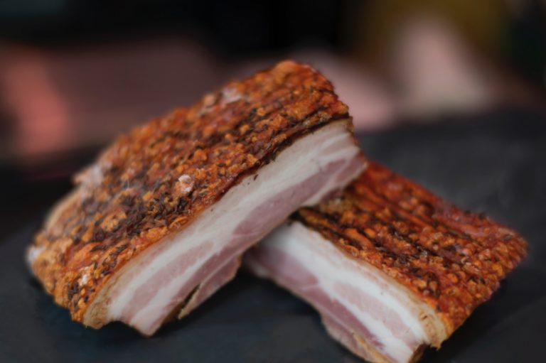 Frischfleisch aus eigener Be- & Verarbeitung | Steirisch Gutmann